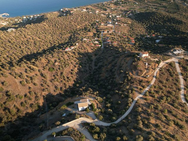 Πωλήσεις αγροτεμαχίων | xe.gr