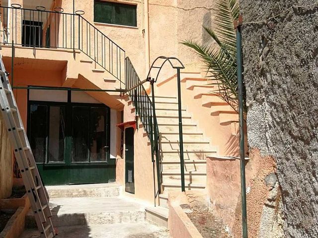 Homes for sale Chios | xe.gr